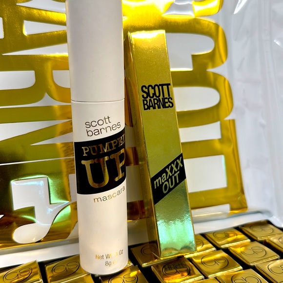 Scott Barnes | Makeup | Two Scott Barnes Mascaras Pumped Up And Maxx ...